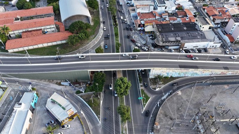 Obras alteram trânsito entre as avenidas Francisco Porto e Gonçalo ...