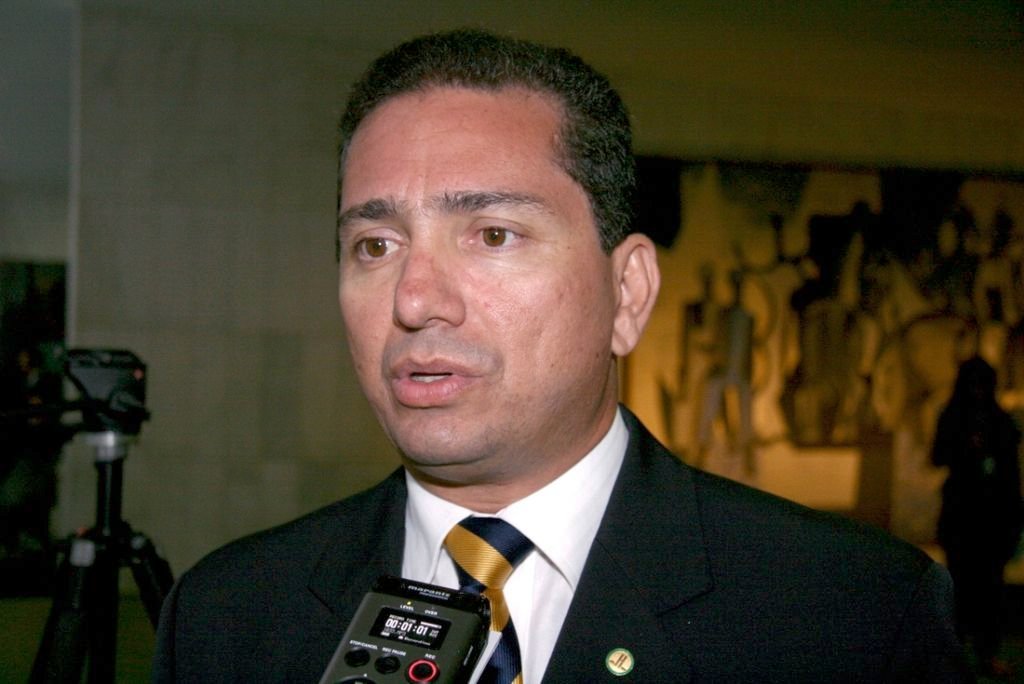 Mendonça Prado irá anunciar equipe nesta terça-feira | Sergipe | A8 Sergipe